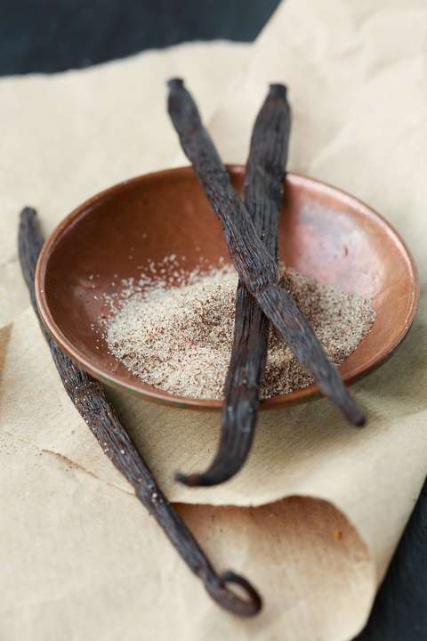 The Ultimate Guide to Vanilla Extract - ThatBakerGal
